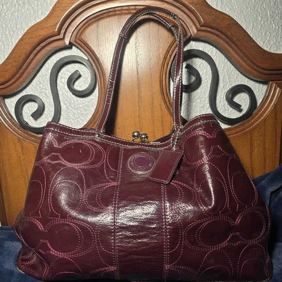 Coach | Bags | Coach Signature Stitch Patent Leather Kiss Lock Tote ...